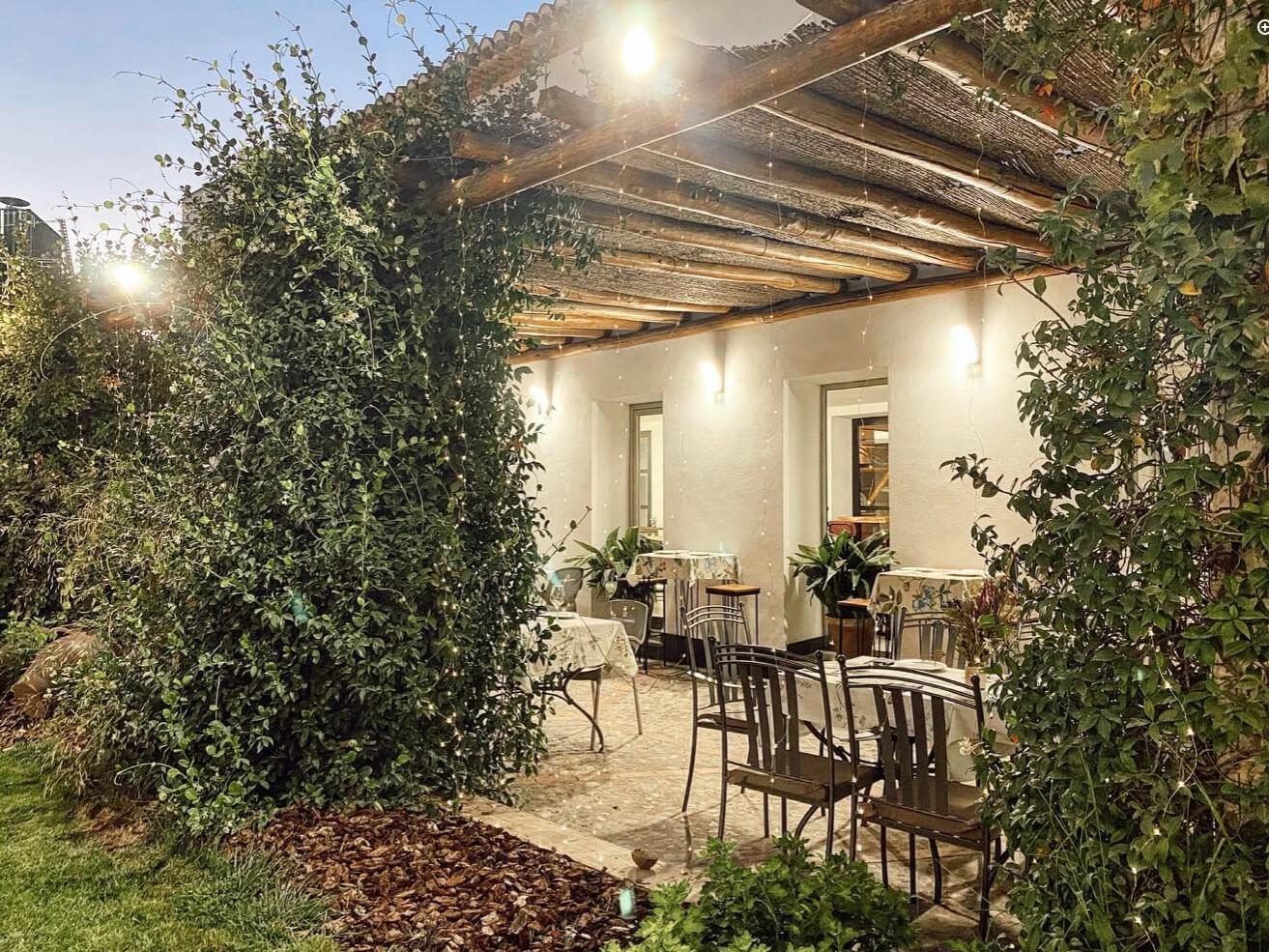 Qanalis Restaurante - Ayuntamiento de Caniles